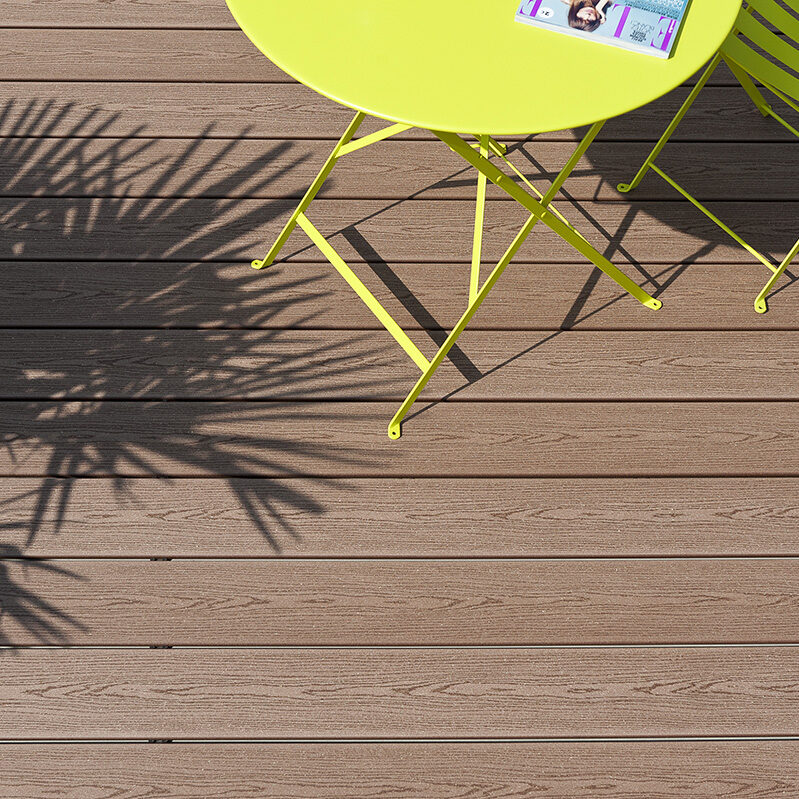 Photos de terrasses en COMPOSITE SILVADEC ÉLÉGANCE - Connexion Bois Direct