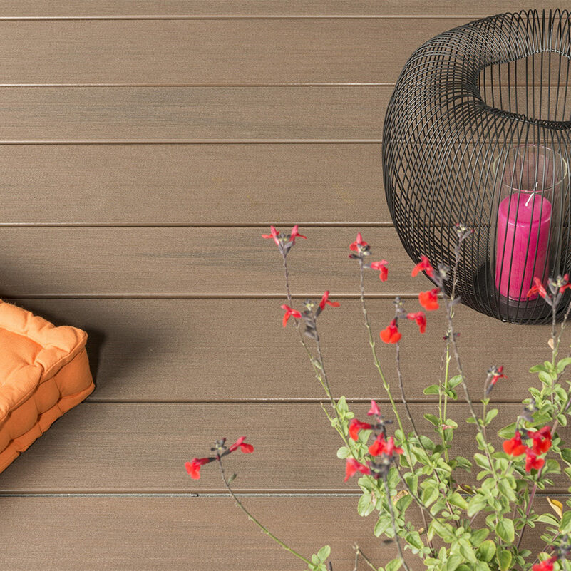 Photos de terrasses en COMPOSITE SILVADEC HI-TECH - Connexion Bois Direct